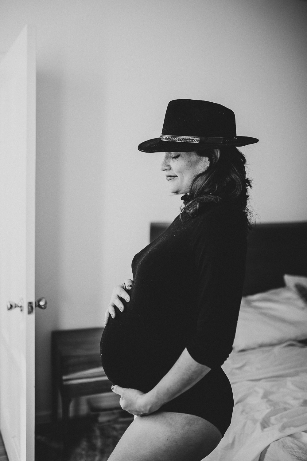 A Maternity Photoshoot At Home in Brooklyn - Lucie B. Photography