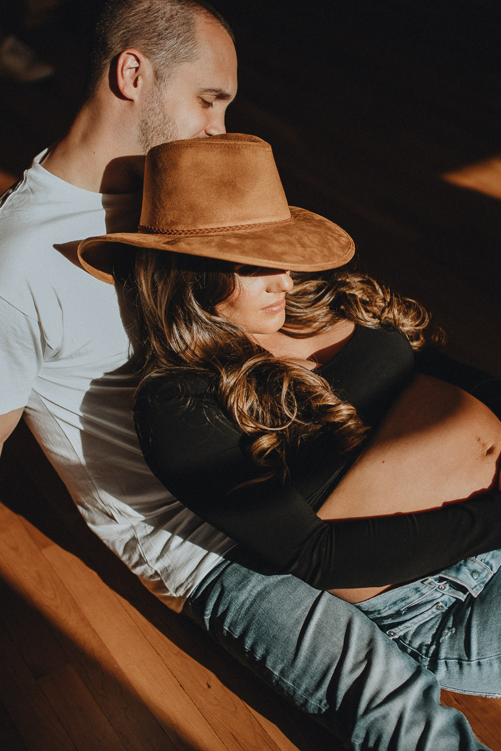 An Intimate In Home Maternity Session in NYC - Lucie B. Photo